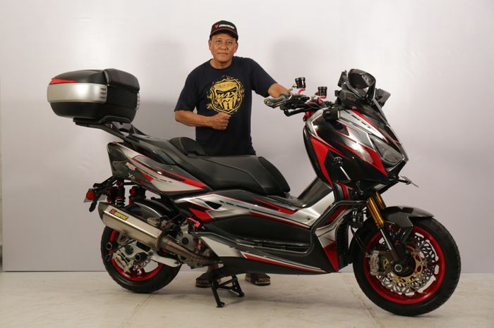 Pantas Dapat Gelar Best Touring Look di Customaxi Makassar, Yamaha XMAX ...