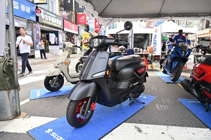 Suzuki Pamer Motor Matic Baru 2025 Mesin 125 cc Honda BeAT Kalah Irit ...