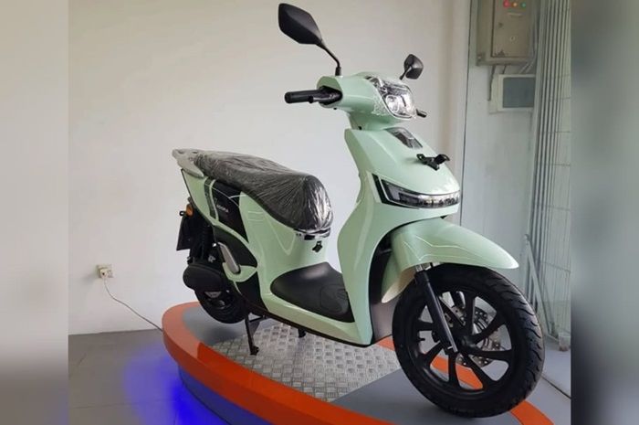 Dijual Rp 24 Jutaan Motor Listrik Baru Adora Punya Jarak Tempuh 110 Km ...