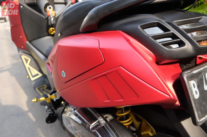 Yamaha NMAX Siap Turing Jarak Jauh, Pasang Side Box Unik Berkapasitas ...