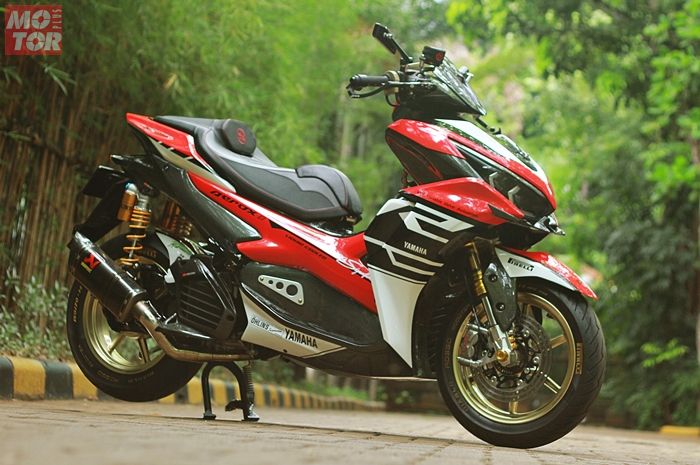 Yamaha Aerox 2021 Modifikasi Racing Look, Total Dirombak Sampai Baut ...