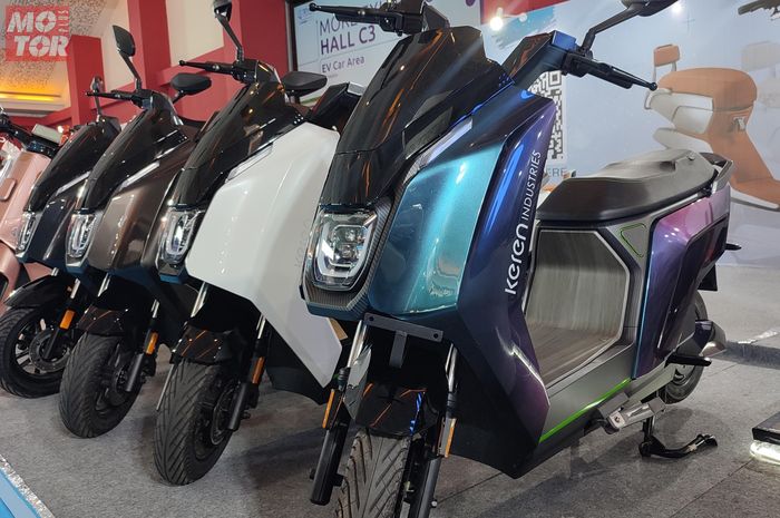 2 Motor Listrik VMove di Bawah Rp 15 Juta di PEVS 2024 Kasih Banyak ...