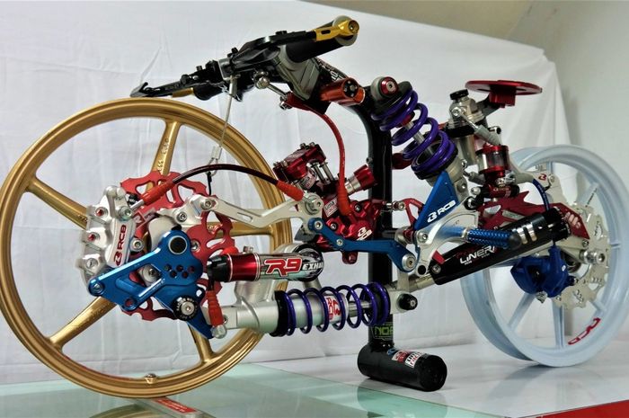 Motor Halu Full RCB alias Racing Boy, Coba Tebak Berapa Komponen yang ...