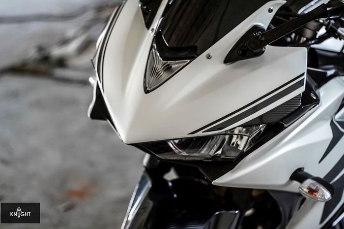 Punya Motor Warna Putih? Jangan Abai Soal Ini saat Musim Hujan, Jika ...