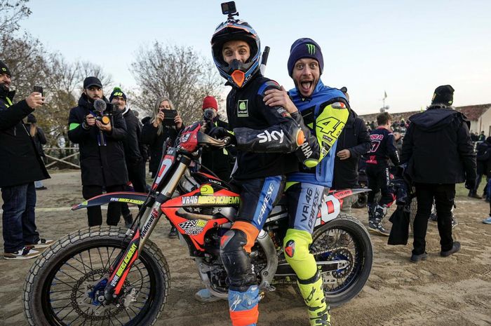 Valentino Rossi Gelar La 100 Km dei Campioni, Pesertanya Pembalap ... Valentino Rossi Gelar La 100 Km dei Campioni, Pesertanya Pembalap ...