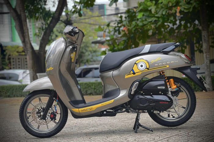 Imut Tapi Hedon, Modifikasi Motor Honda Scoopy Minion Gaya Proper Kelas ...
