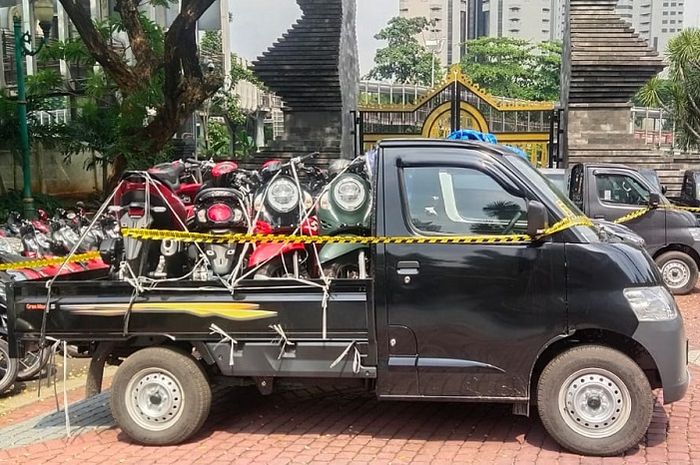Fakta Kendaraan Curian Tersimpan di Gudang TNI, Motor Merek Ini Paling ... Fakta Kendaraan Curian Tersimpan di Gudang TNI, Motor Merek Ini Paling ...