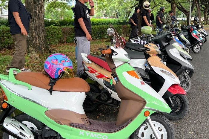 Lagi Ramai Modifikasi Motor Kymco Lawas Dandan Ulang Biar Kalcer Lagi ...