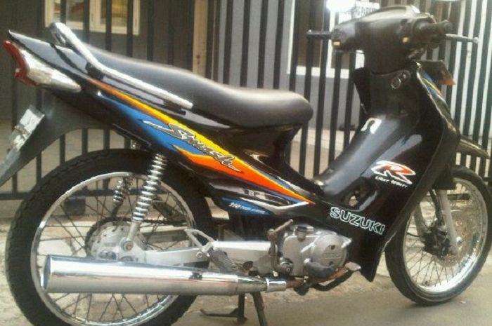 Yuk Nostalgia! Ini Dia Perjalanan Panjang Motor Bebek Legendaris Suzuki ...